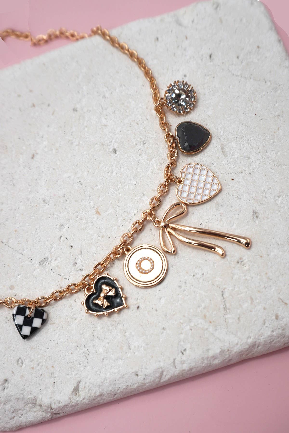 Tonopah Black Charm Necklace – Bellum&Rogue